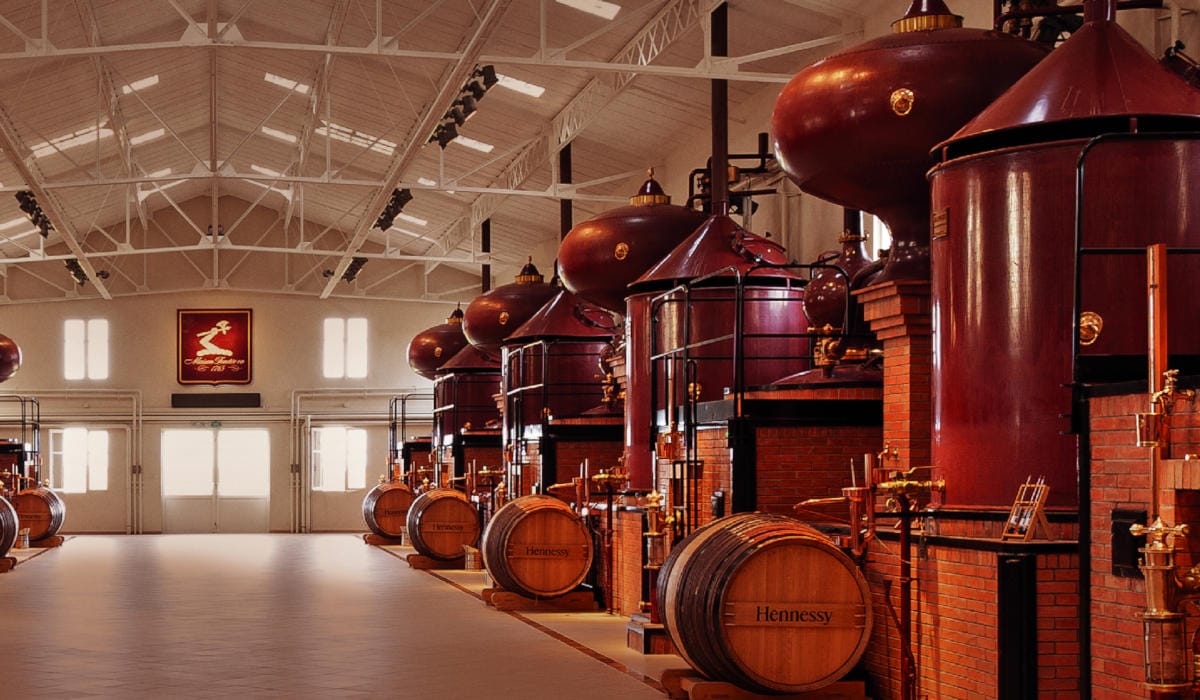 Decode your drink at "Hennessy Declassified" and unravel the magic ...