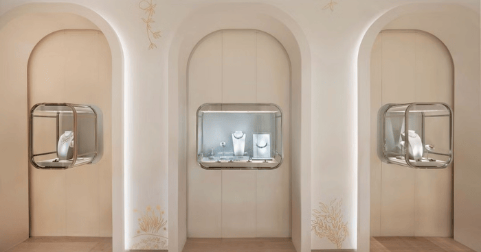 Van Cleef & Arpels’ New Nature-Inspired Raffles Arcade Boutique | The ...
